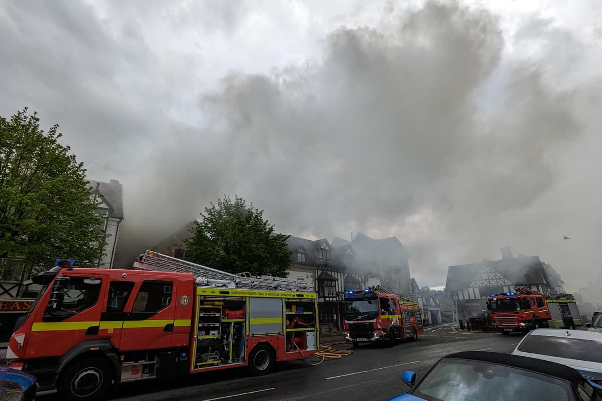 Video: Emergency services dealing with fire in Henley - road closures ... Video: Emergency services dealing with fire in Henley - road closures ...